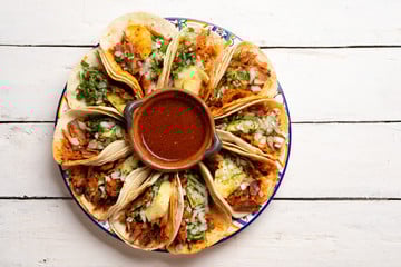 TACOS LEAL - Bienvenido