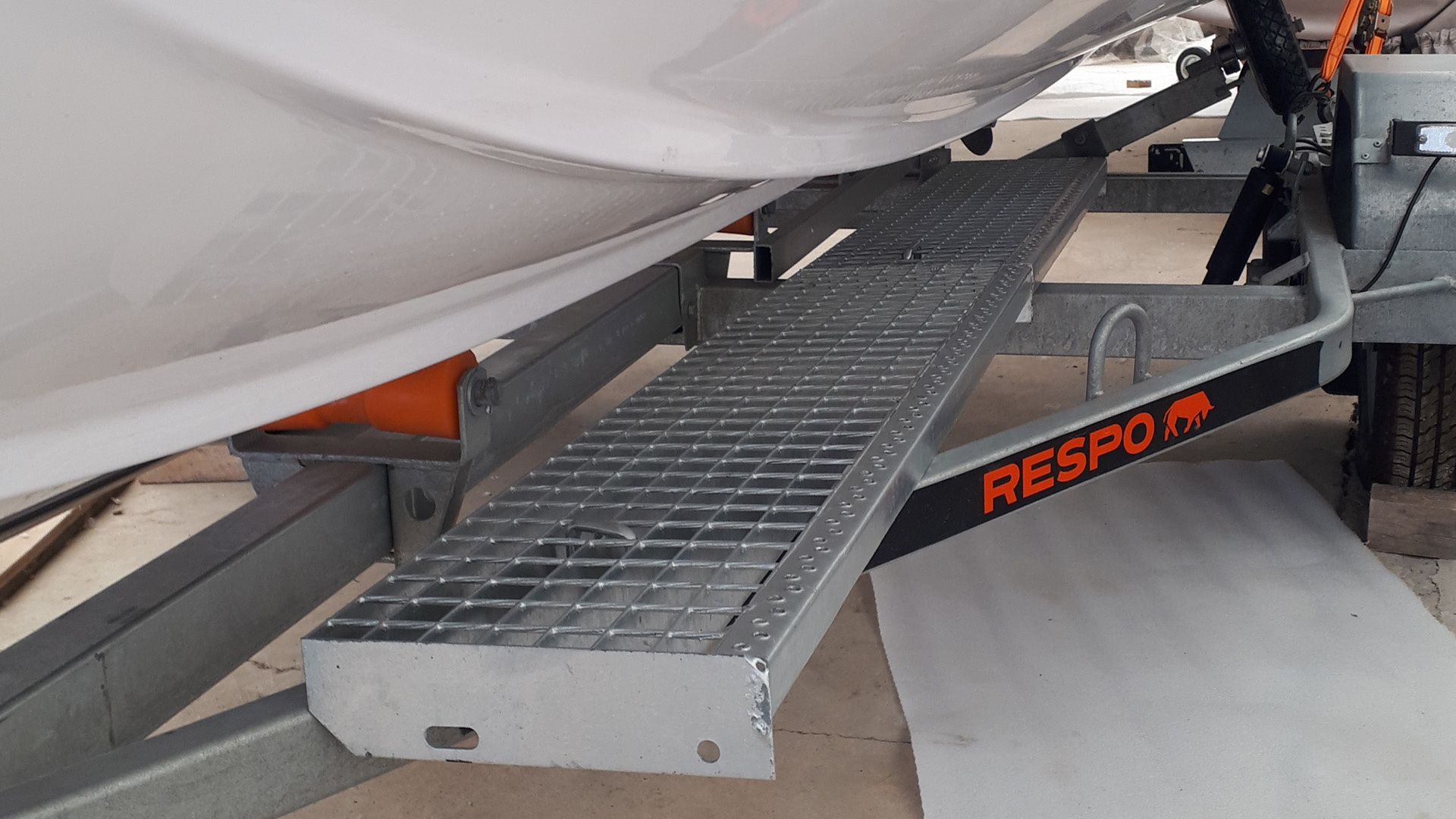 КОЛЕСАРИ и РЕМАРКЕТА - Multiroller 750 V571 / 750V571L209