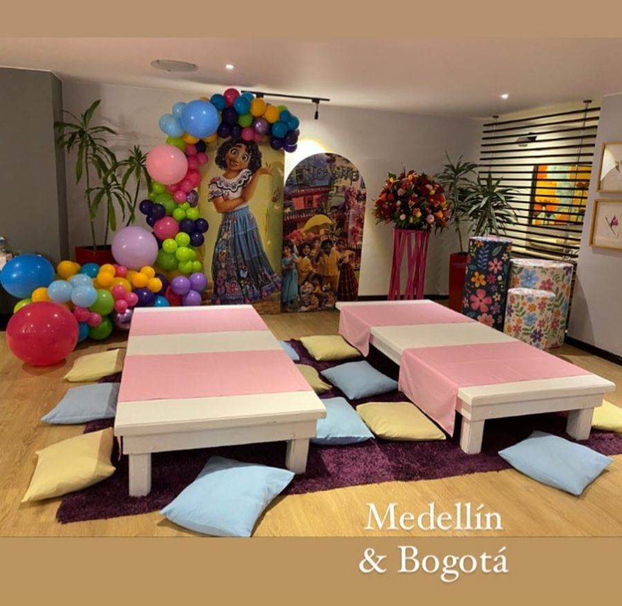 Fiestas y Alquileres | Backing